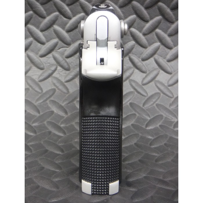 Smith & Wesson Model 669